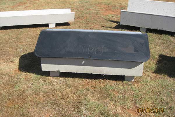 Mineral Trough | JMJ | Concrete Troughs